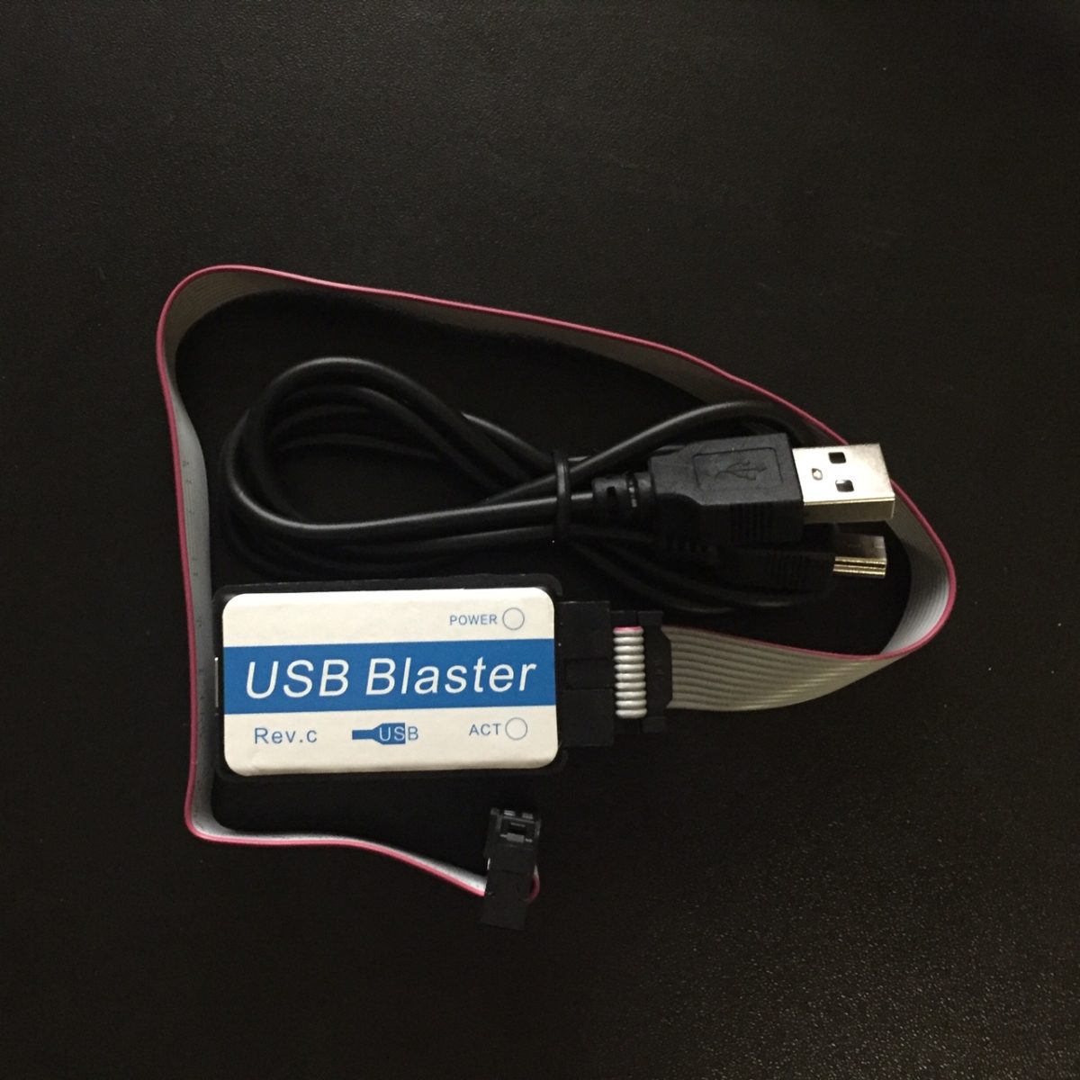 USB Blaster pour cartes accélératrices Vampire – MicroMiga